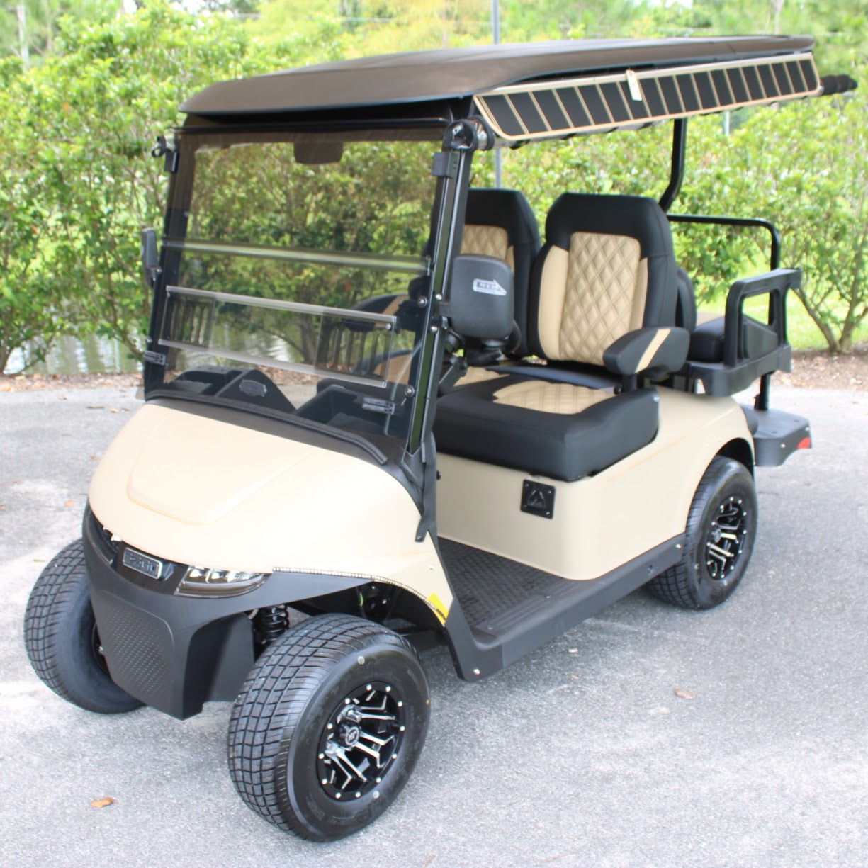2025 E-Z-GO Freedom RXV ELiTE + RFS - The Villages Golf Cars : The ...